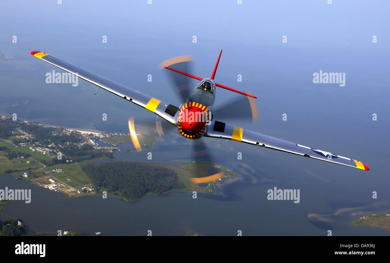 Mustang aircraft hi-res stock photography and images - Alamy