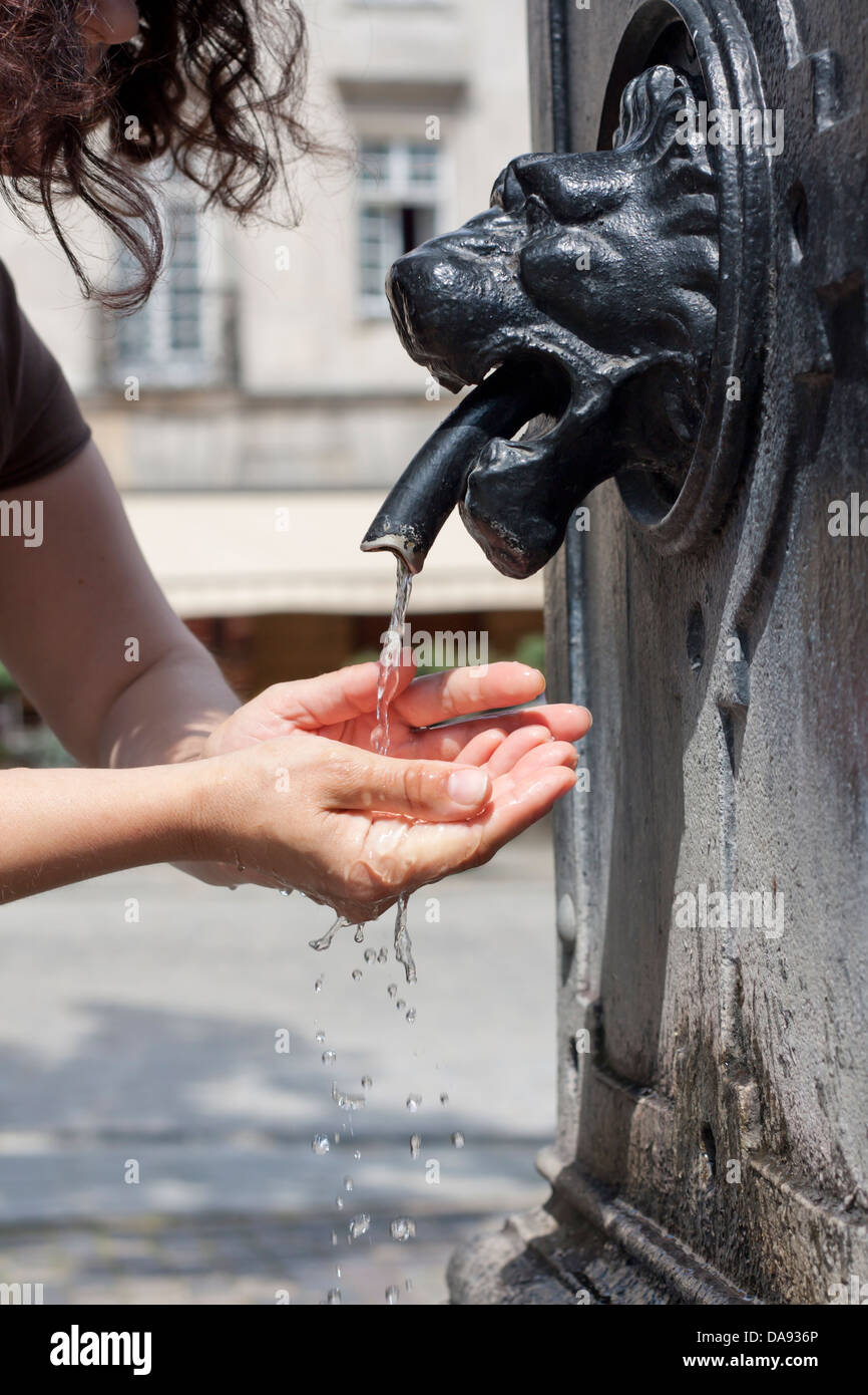 Sweltering heat hi-res stock photography and images - Alamy