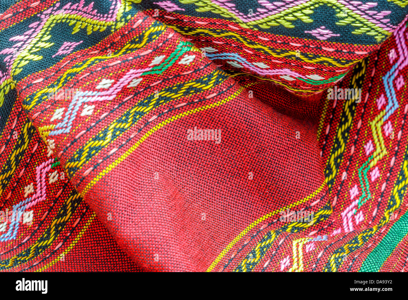 Red cloth gold pattern hi-res stock photography and images - Alamy