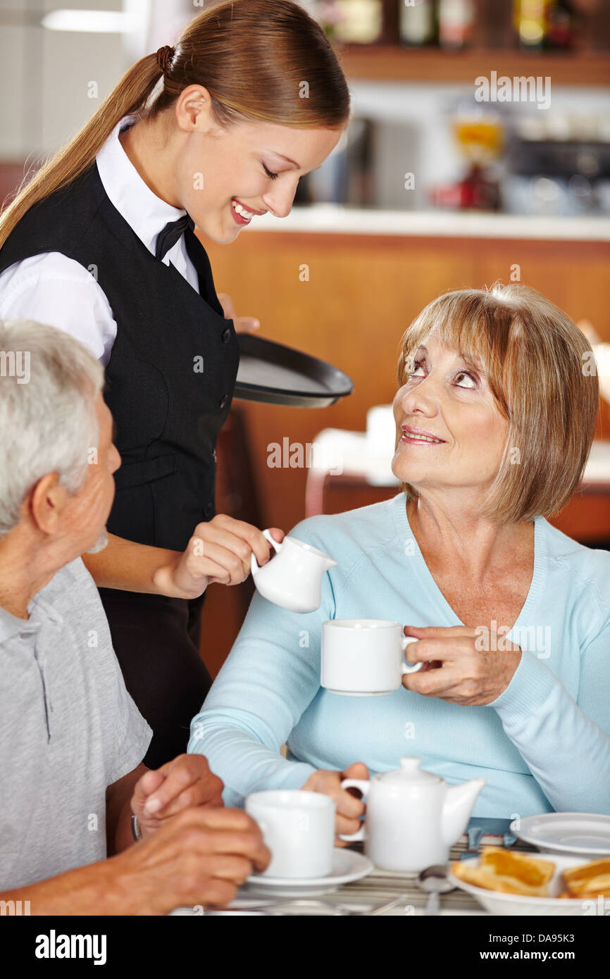 Senior couple serving holiday hi-res stock photography and images - Alamy