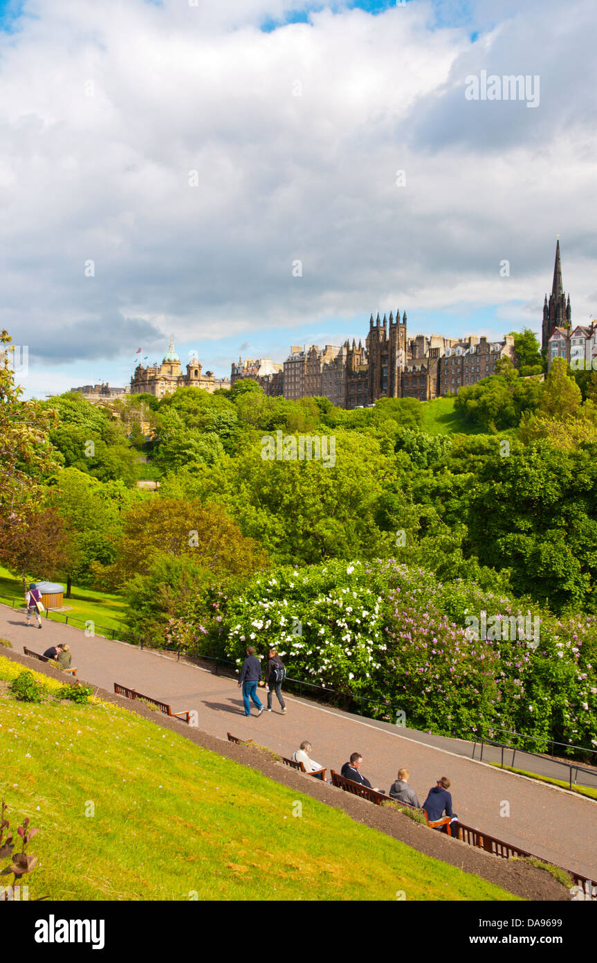 Edinburgh princes street park hi-res stock photography and images - Alamy