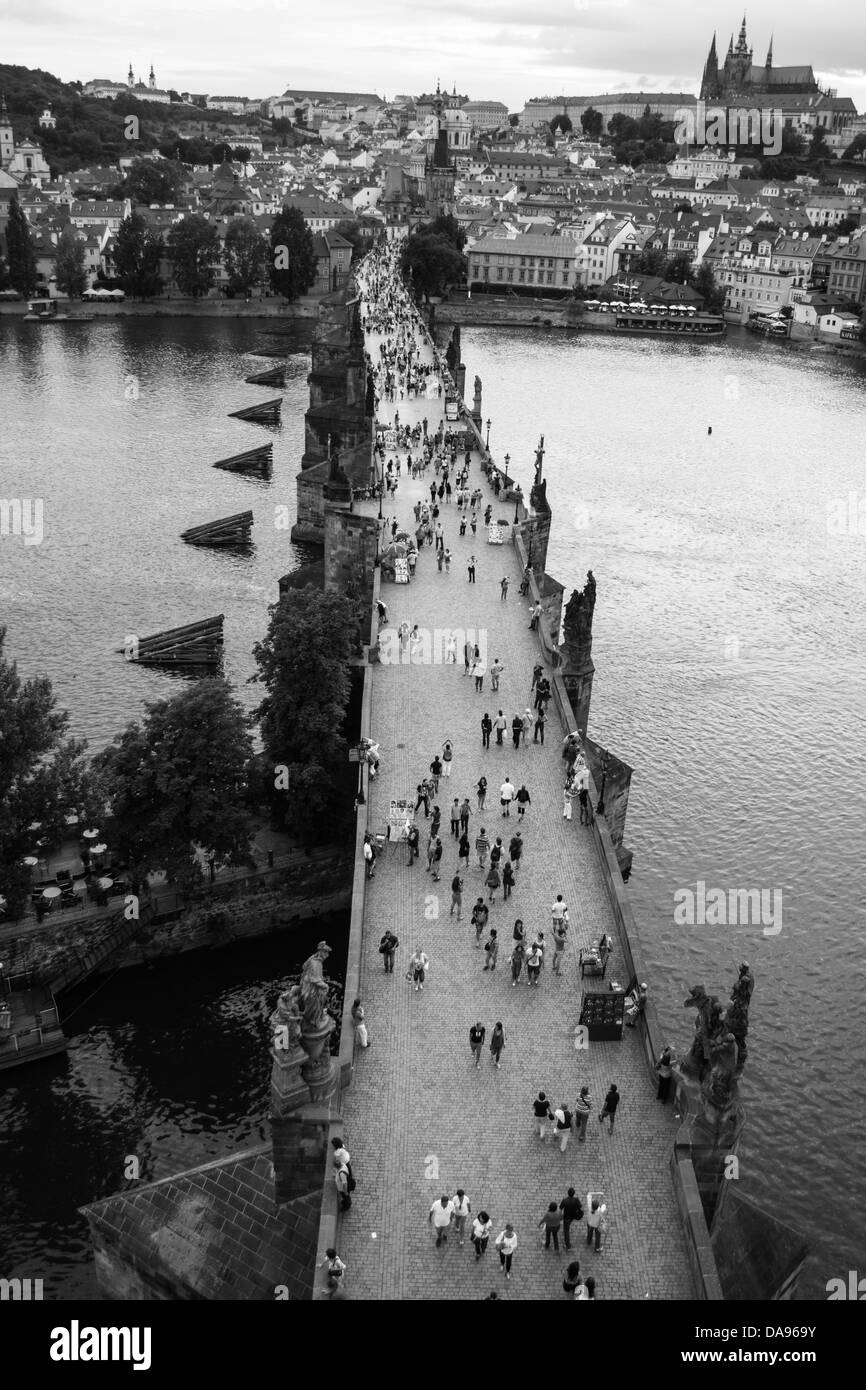 White tower prague castle hi-res stock photography and images - Alamy