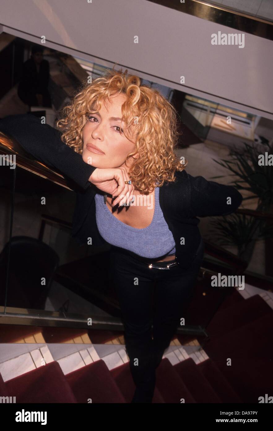 ISHTAR.Israeli pop singer.Visit the Jacques dessange Salon on Park ...