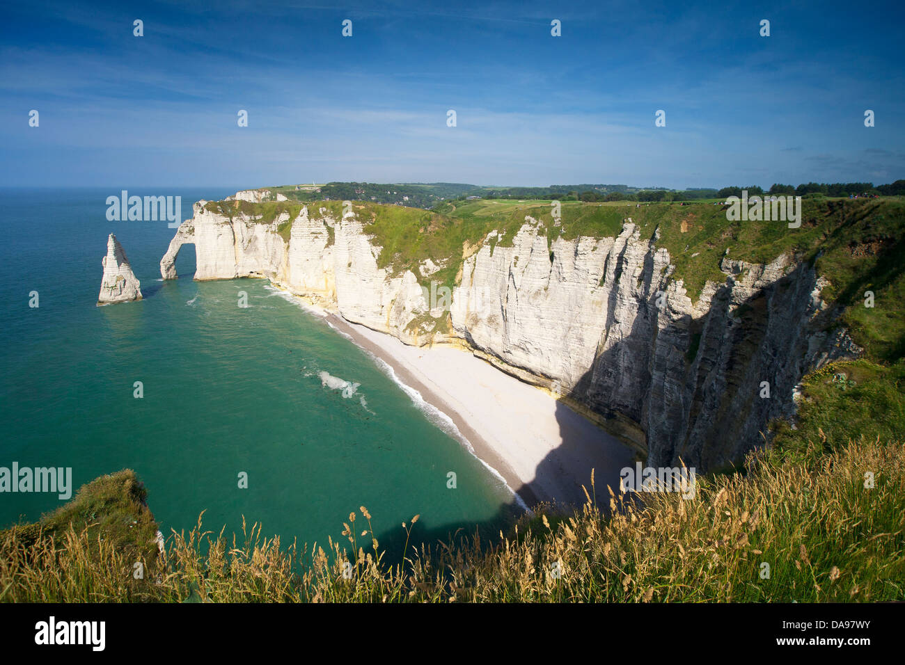 Normandy cliffs hi-res stock photography and images - Alamy