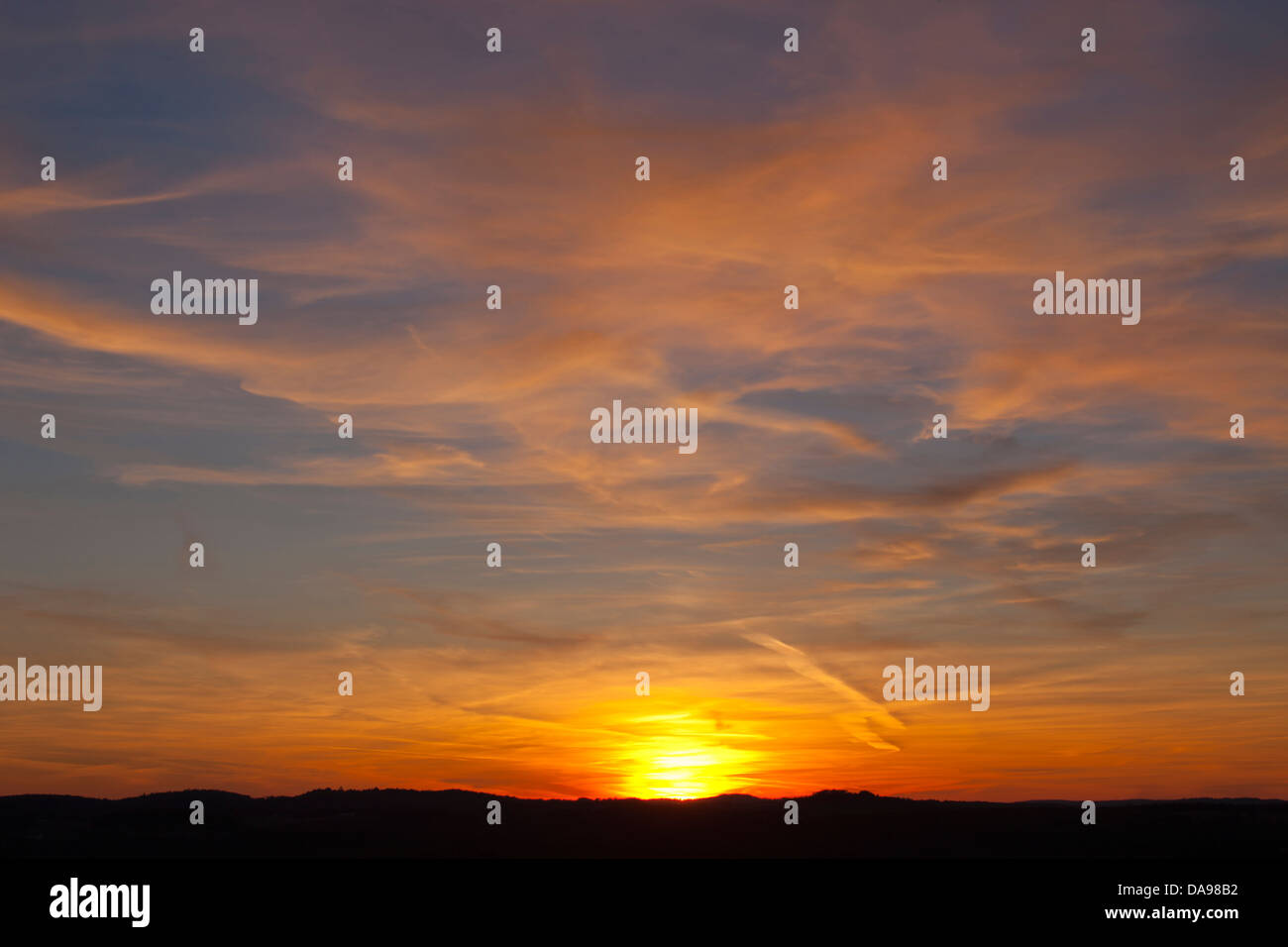 Land high hi-res stock photography and images - Alamy