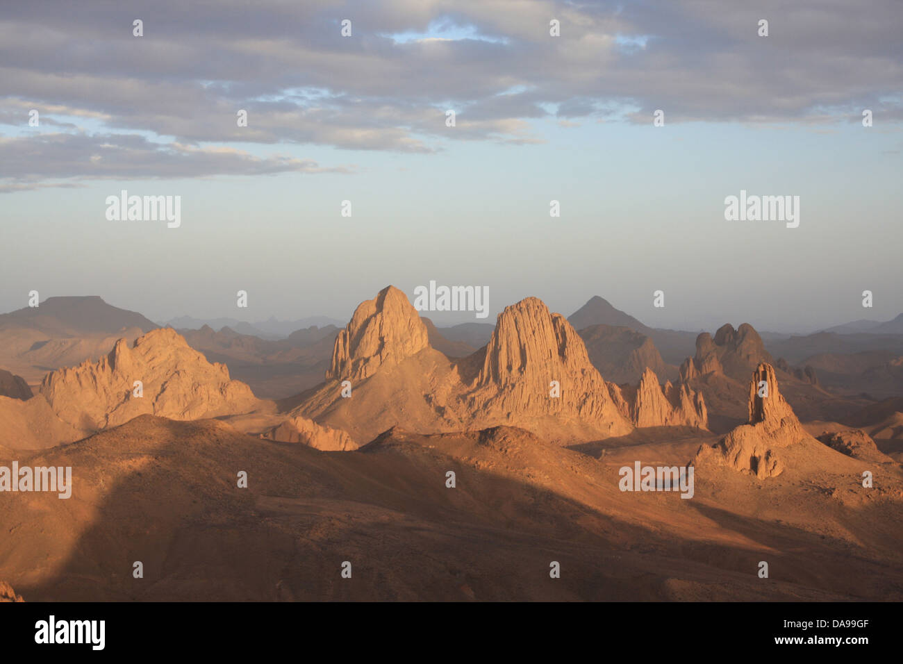 Algeria ahaggar mountains hi-res stock photography and images - Alamy