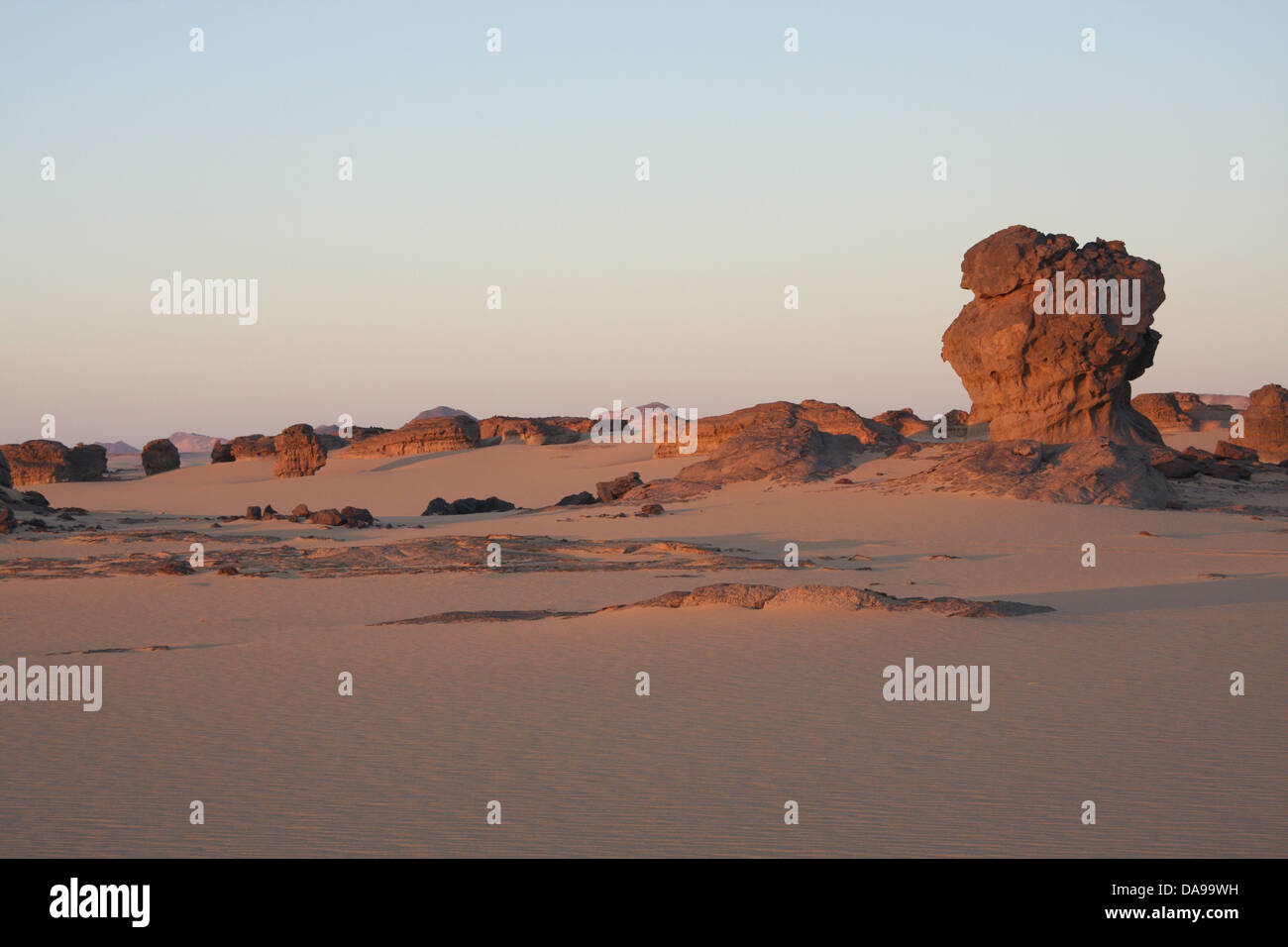 Algeria, Africa, north Africa, desert, sand desert, Sahara, Tamanrasset ...