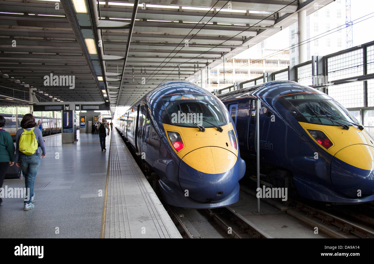 Javelin High Speed South Eastern trains on St Pancras International Platform - London UK Stock ...
