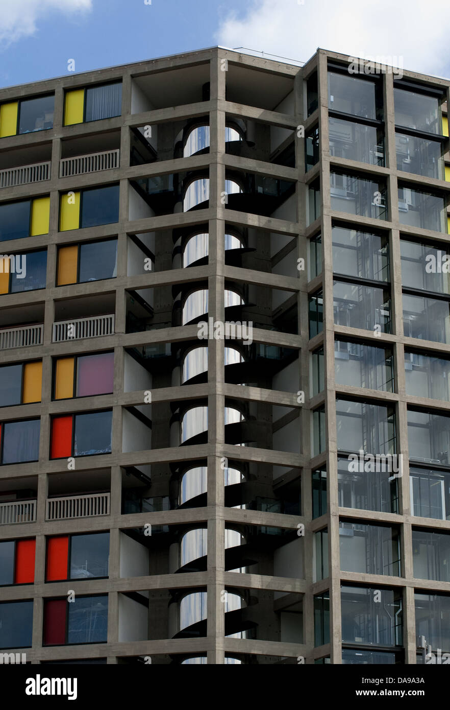 Brutalist architecture drawing hi-res stock photography and images - Alamy