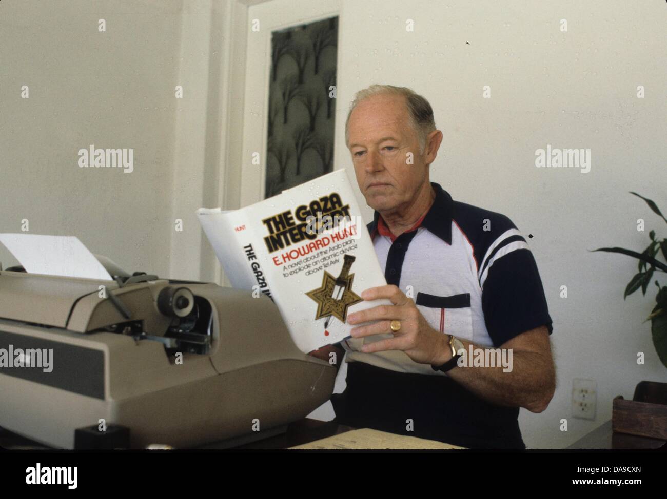 E howard hunt hi-res stock photography and images - Alamy