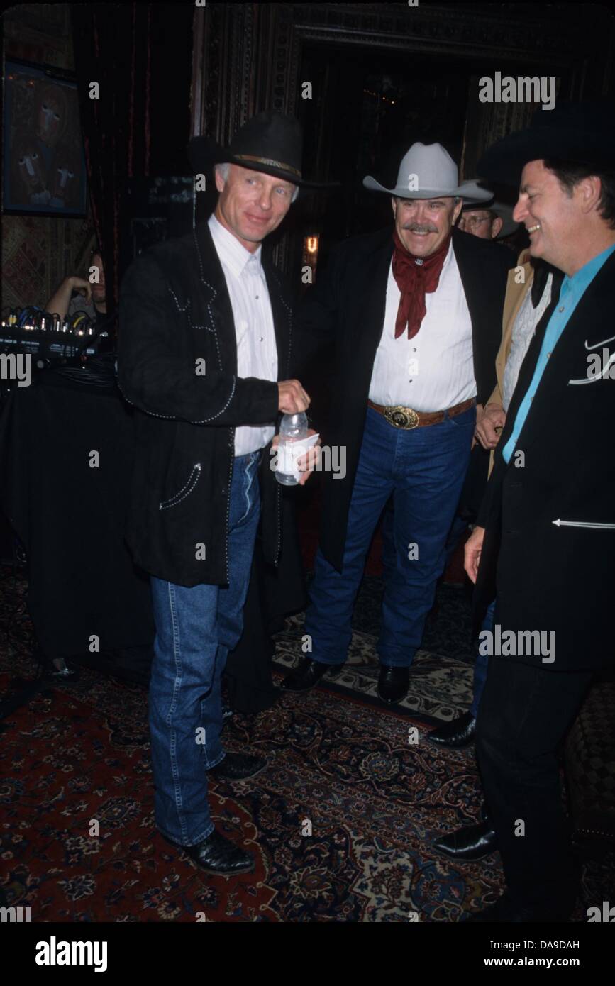 ED HARRIS.Western Music promote Read, Rite and Recite house of Blues in ...