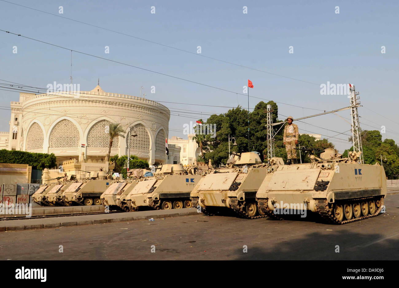Cairo, Cairo, Egypt. 8th July, 2013. Egyptian Republican guards forces ...