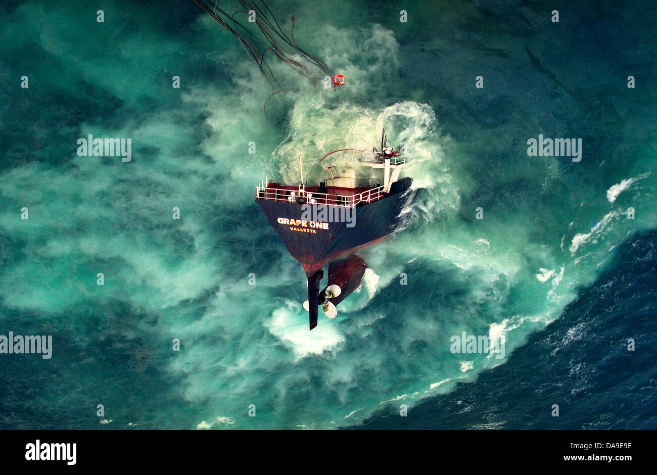Tanker Grape One sinking in the English Channel after heavy storms ...