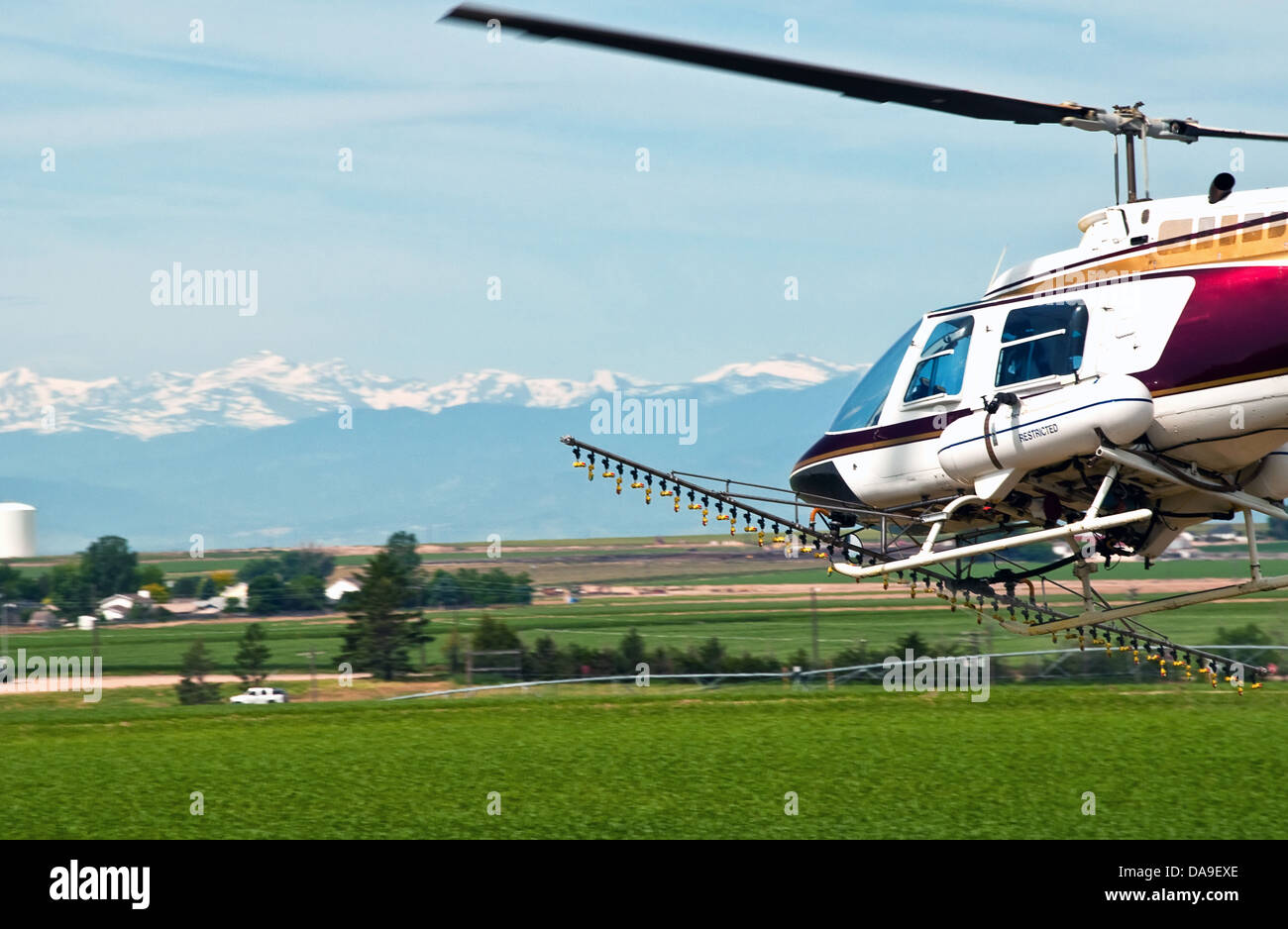 Helicopter crop spraying hi-res stock photography and images - Alamy