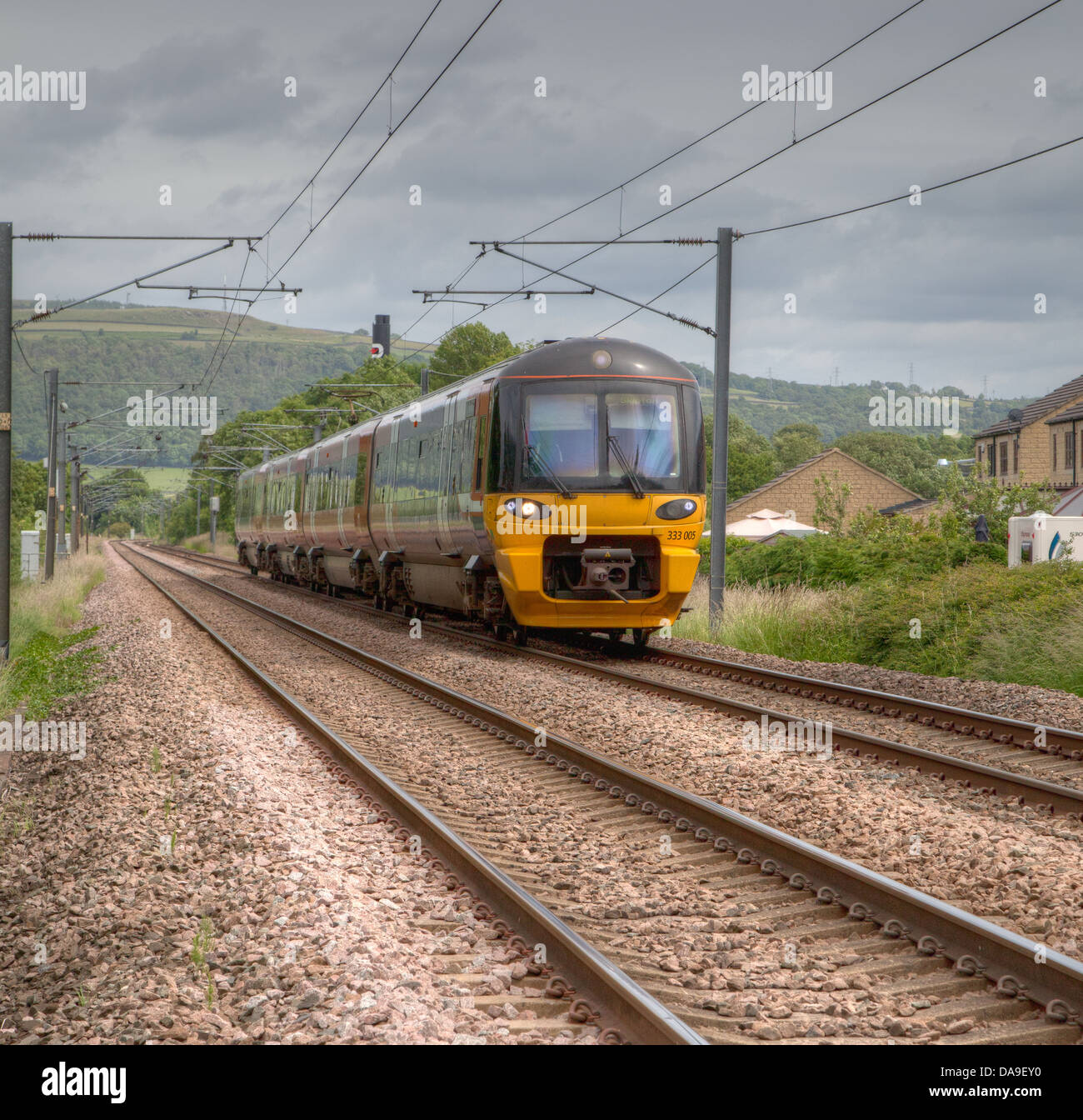 Class 333 train hi-res stock photography and images - Alamy