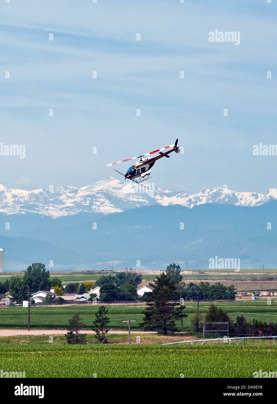 Farm helicopter hi-res stock photography and images - Alamy