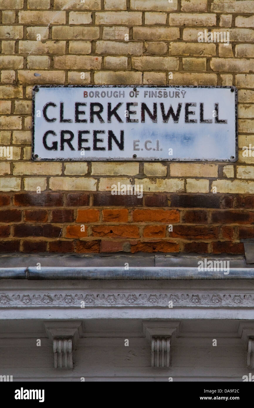 Borough of Islington street sign Stock Photo - Alamy