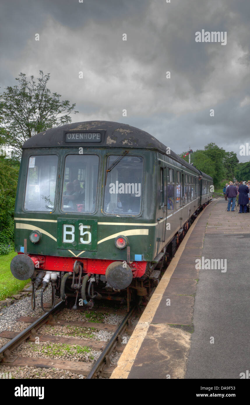 Class 108 with Speed Whiskers on the Keighley & Worth Valley Heritage ...