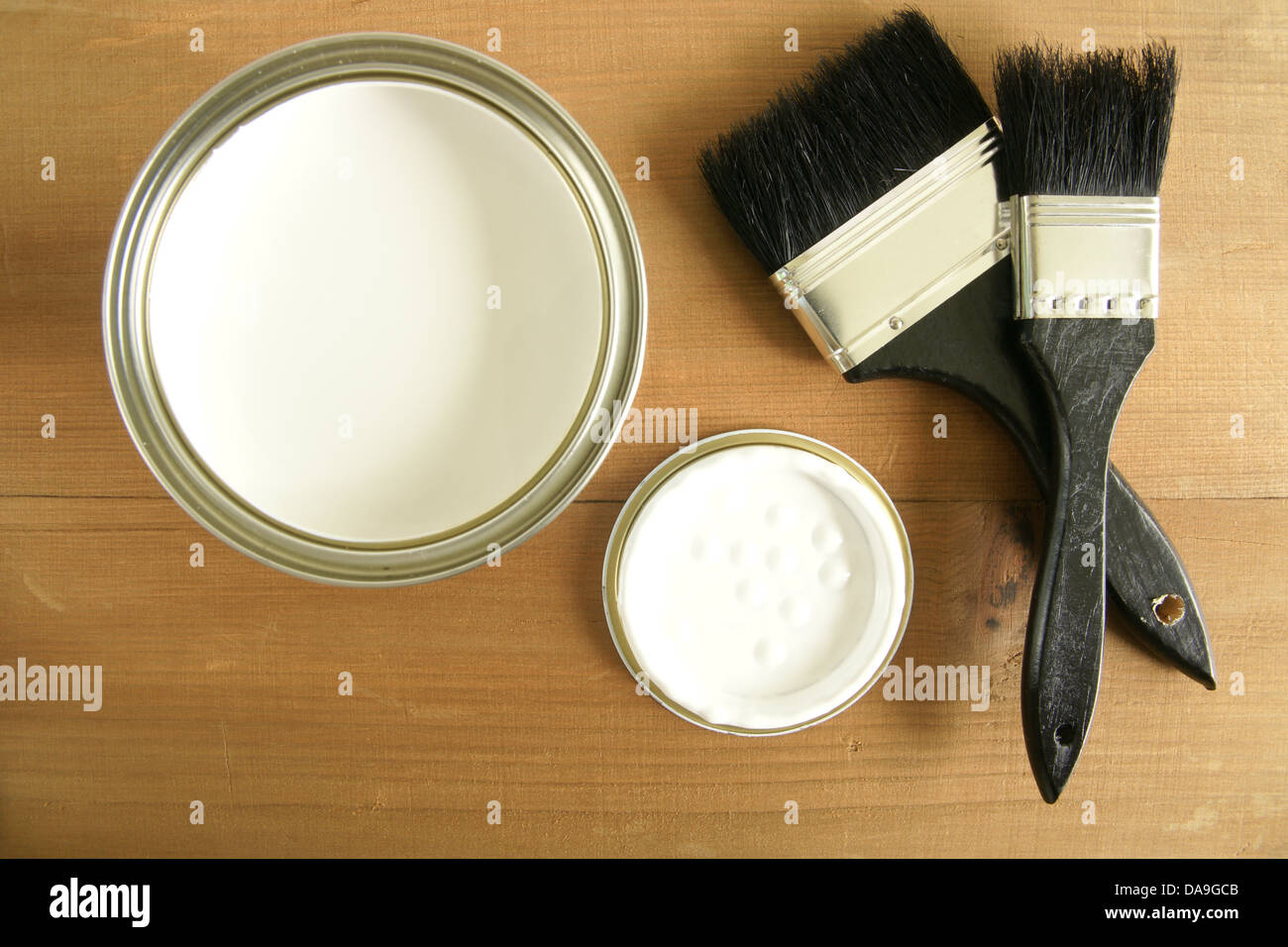 Painting and decorating tools hi-res stock photography and images - Alamy