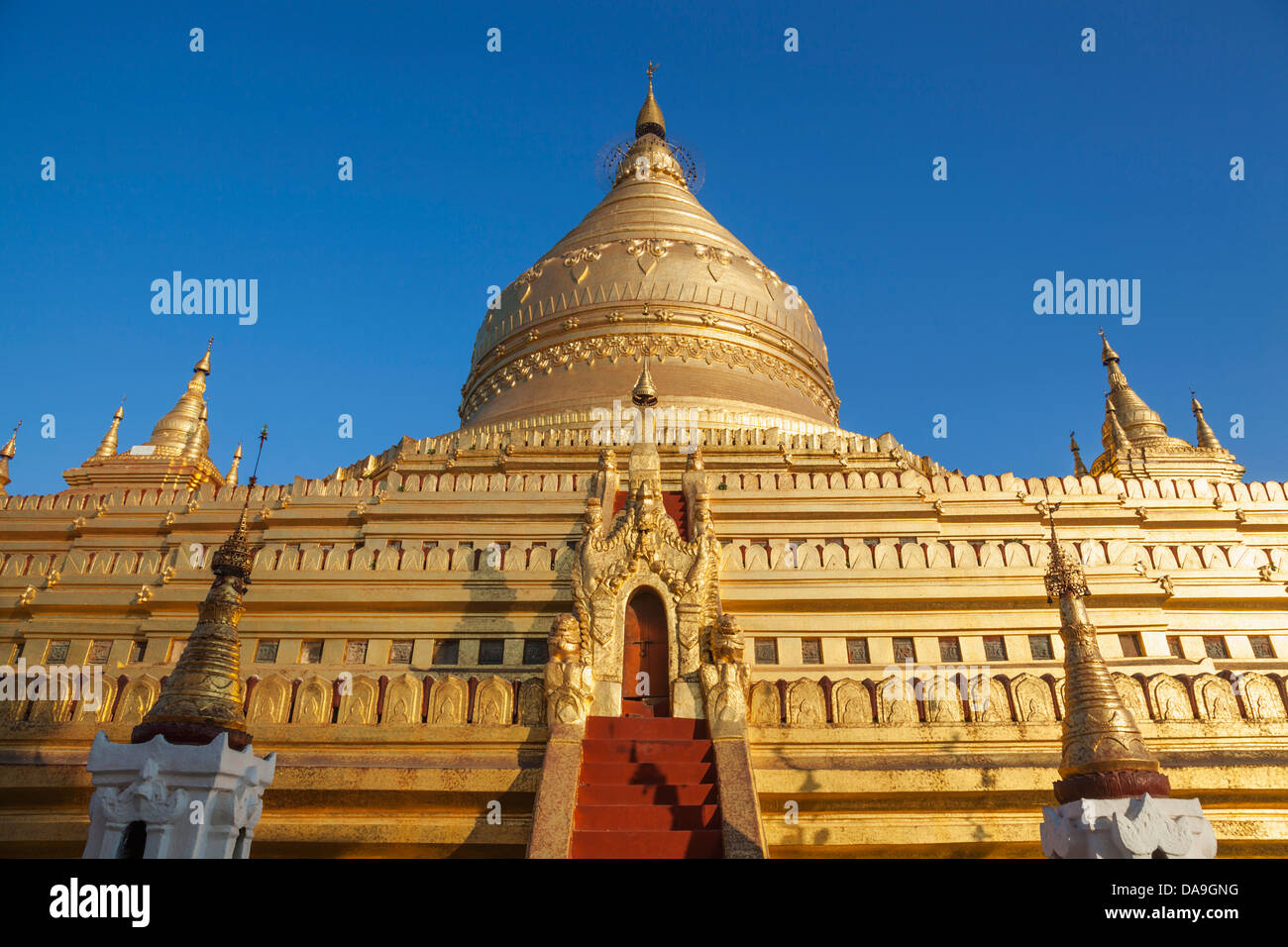 Asia, Myanmar, Burma, Bagan, Swhezigon Pagoda, Pagoda, Pagodas Stock ...