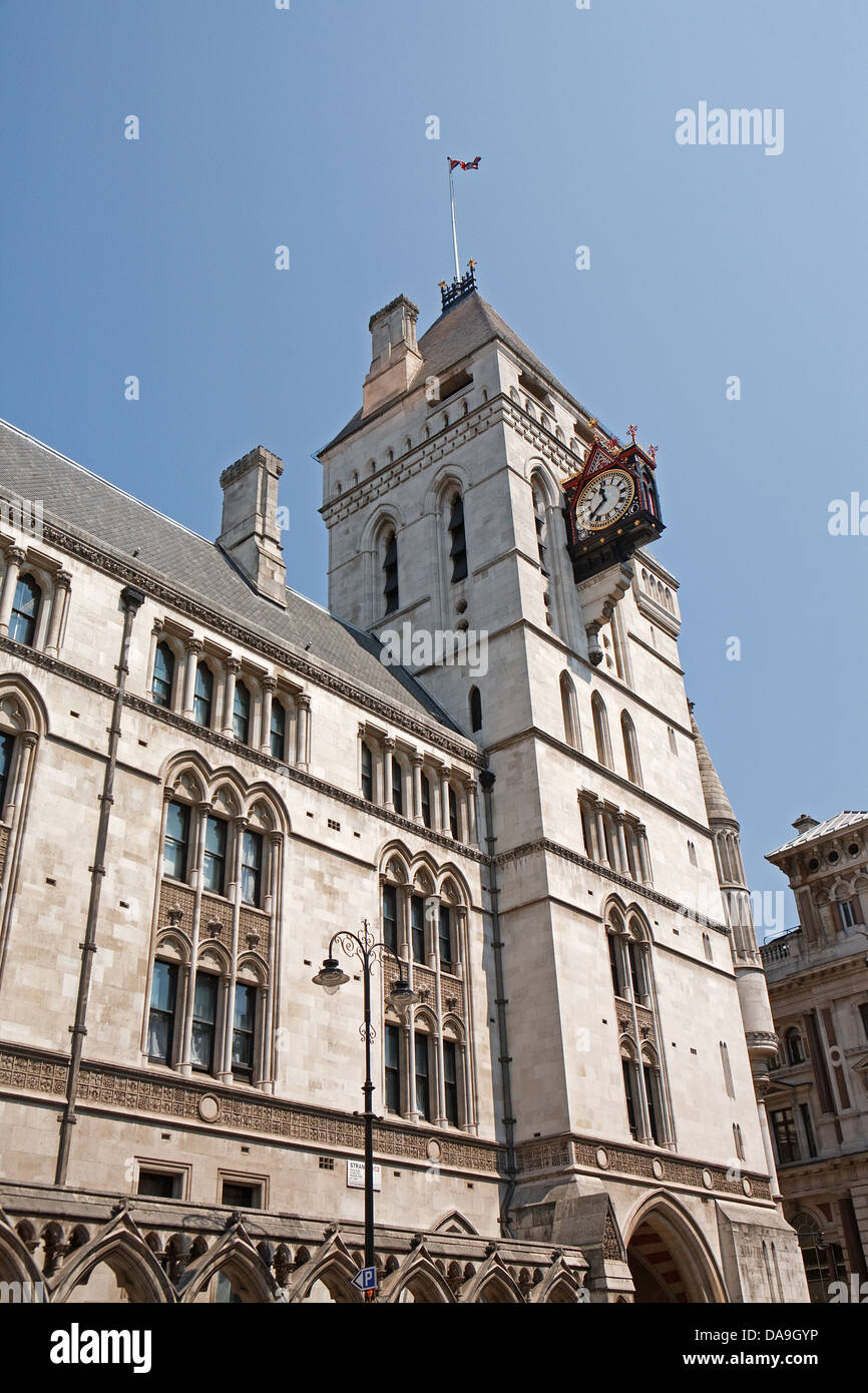 London law courts roof hi-res stock photography and images - Alamy