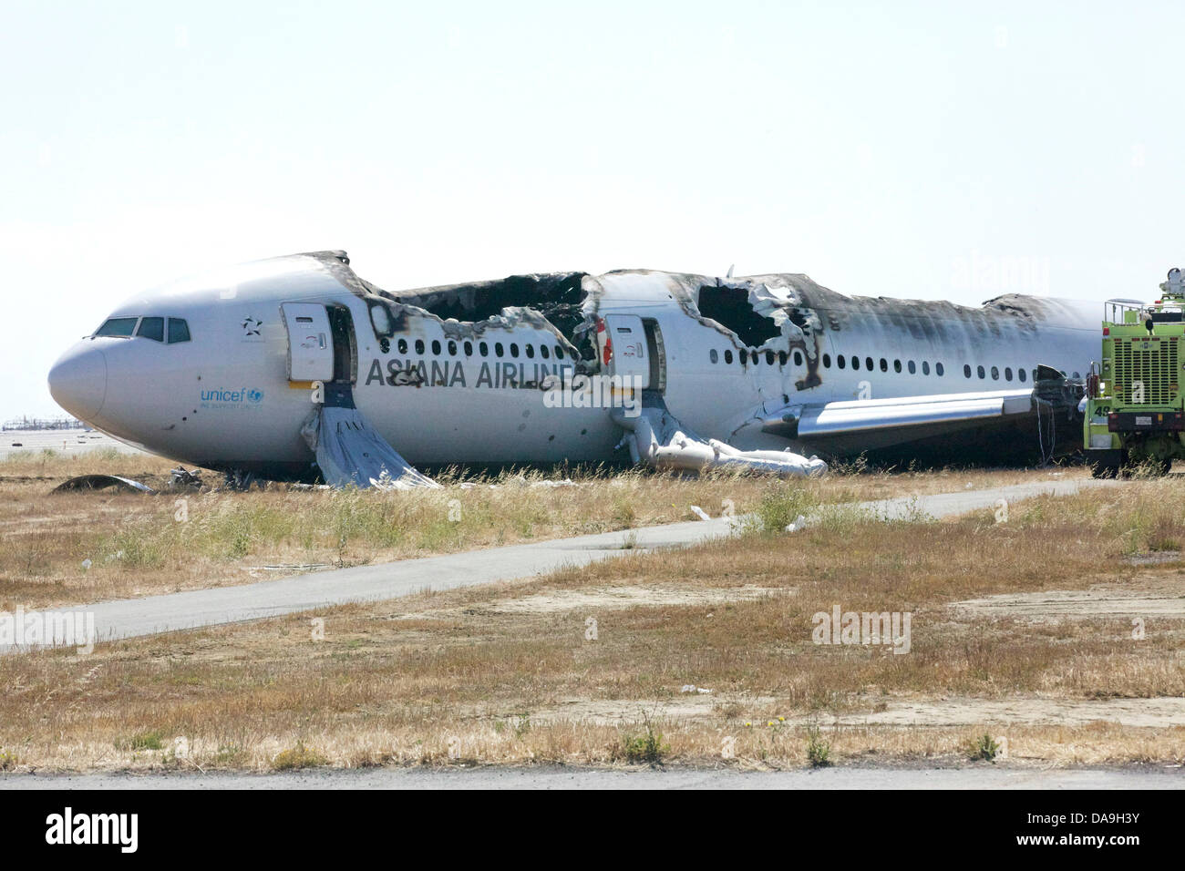 Asiana flight 214 hi-res stock photography and images - Alamy