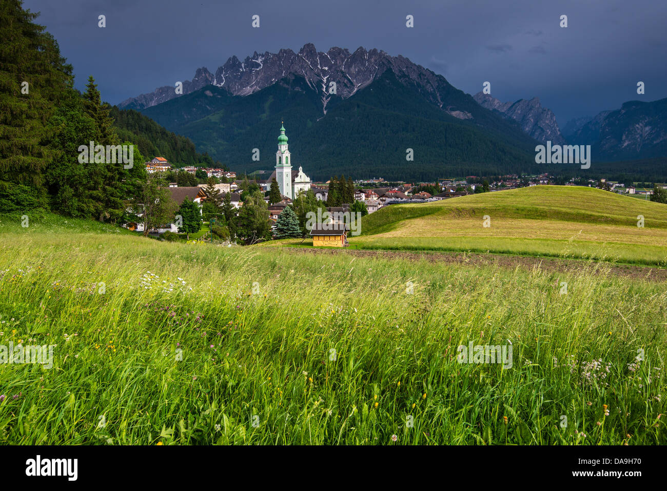 Toblach hi-res stock photography and images - Alamy