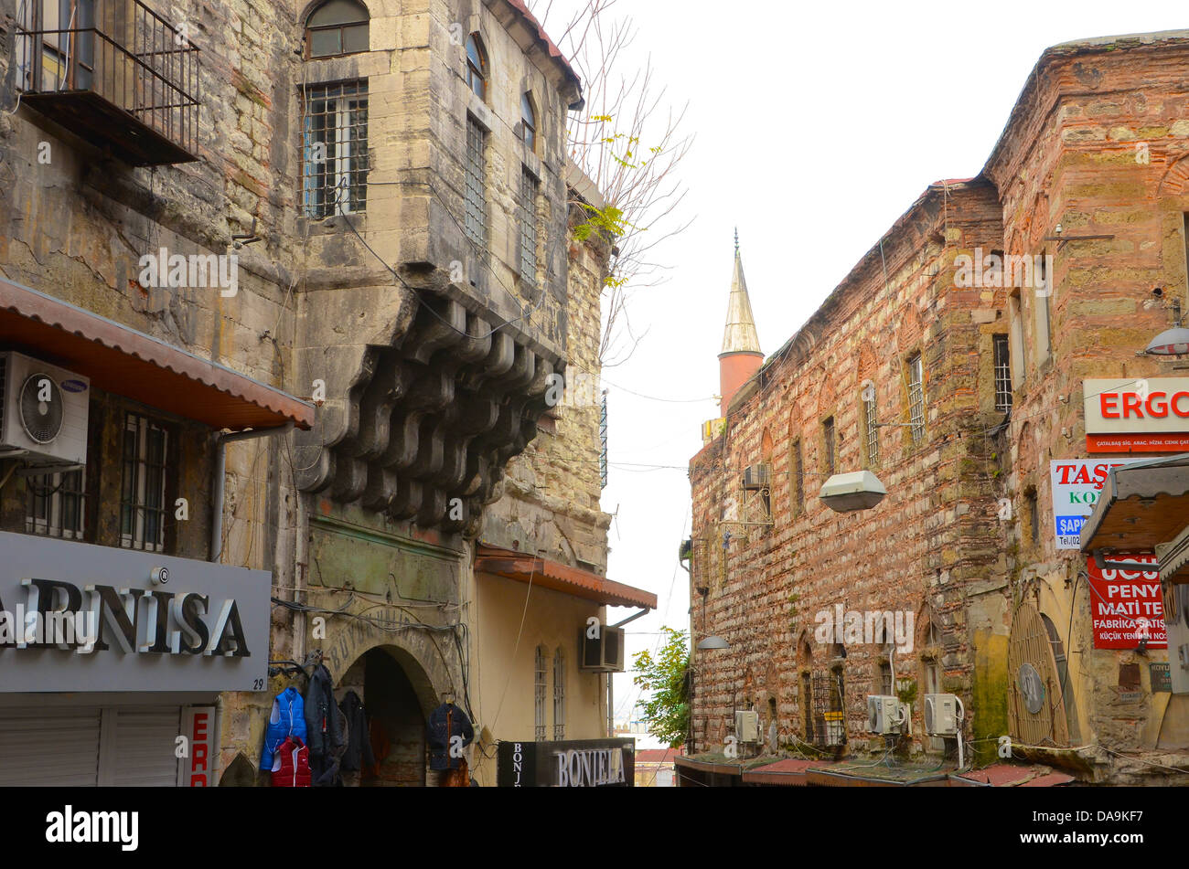 Old buildings in istanbul hi-res stock photography and images - Alamy