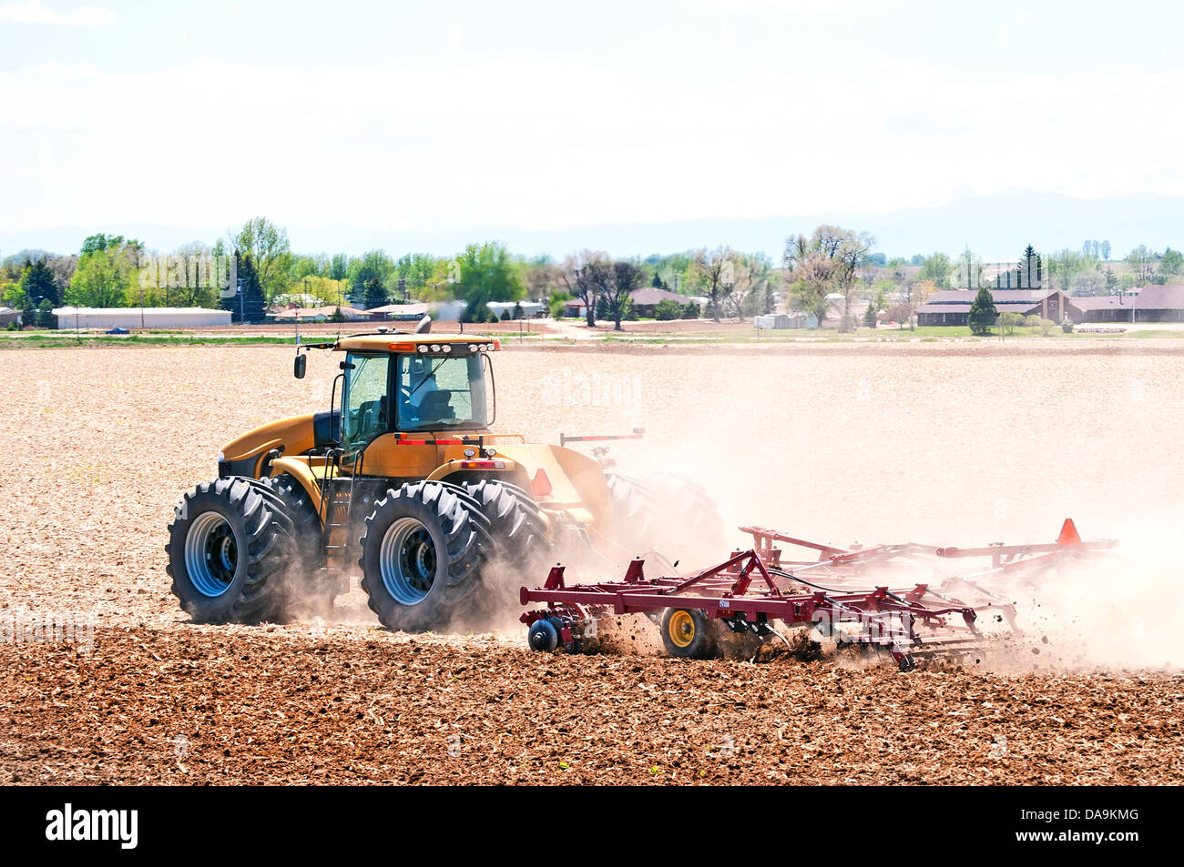 Farmer using equipment hi-res stock photography and images - Alamy