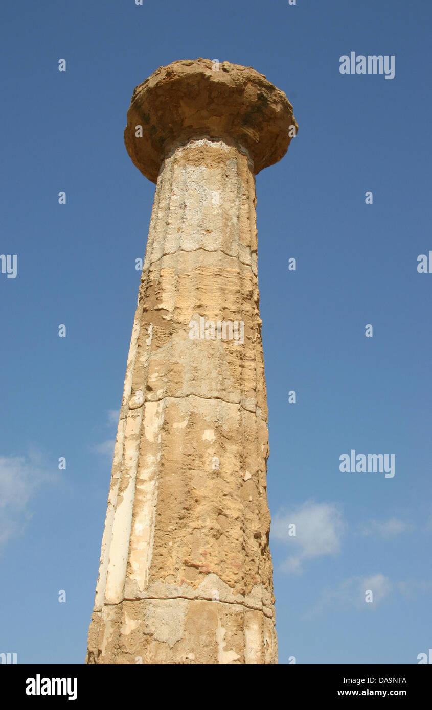 Italy, Europe, Sicily, Agrigento, Heracles, temple, antiquity ...