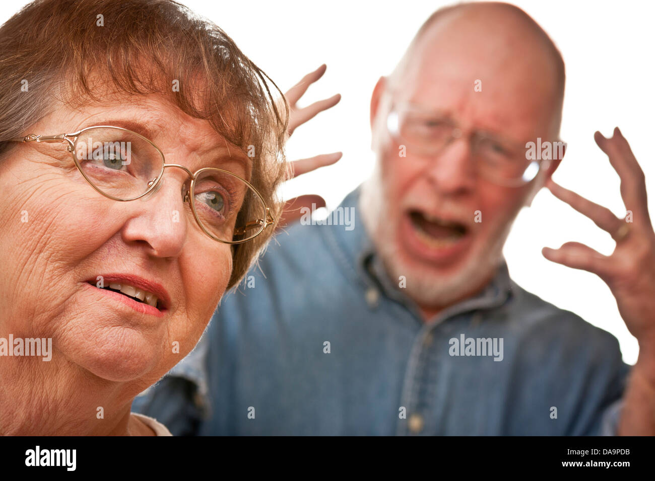Elderly seniors couple angry hi-res stock photography and images - Alamy