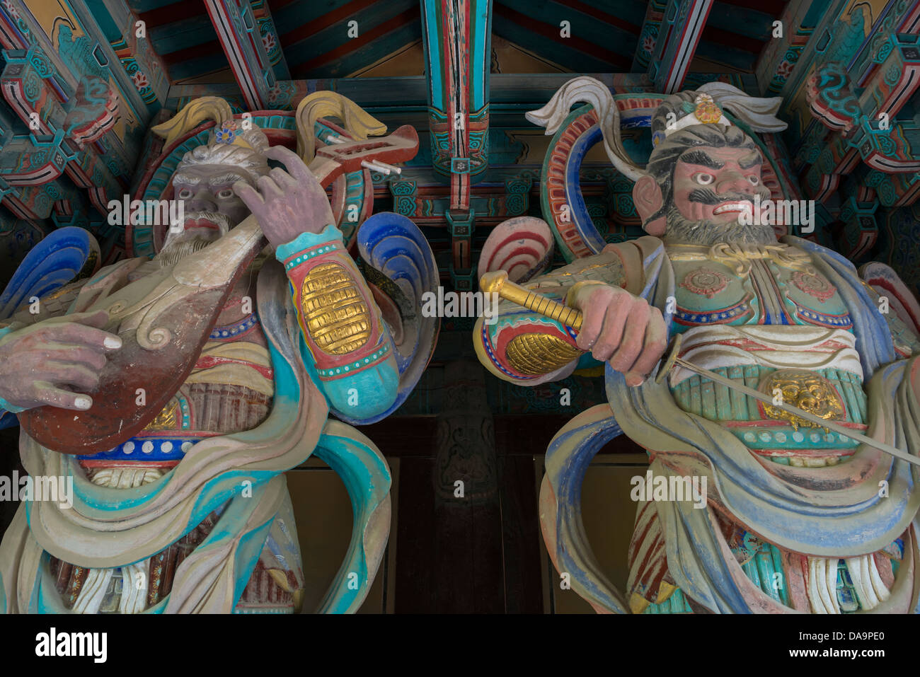 Giant Wardens by the gates of Bulguksa Temple, Gyeongju, South Korea ...