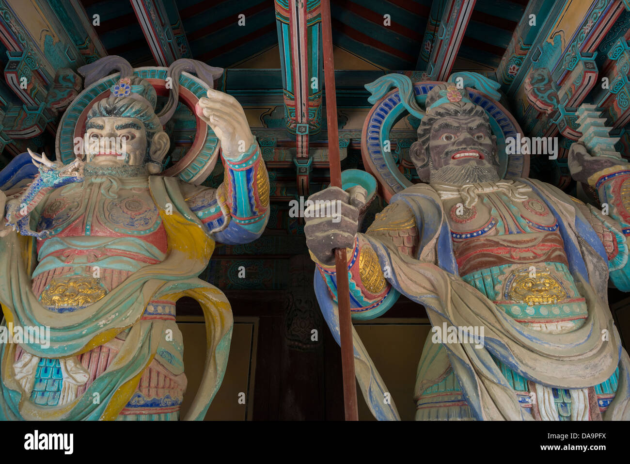 Giant Wardens by the gates of Bulguksa Temple, Gyeongju, South Korea ...