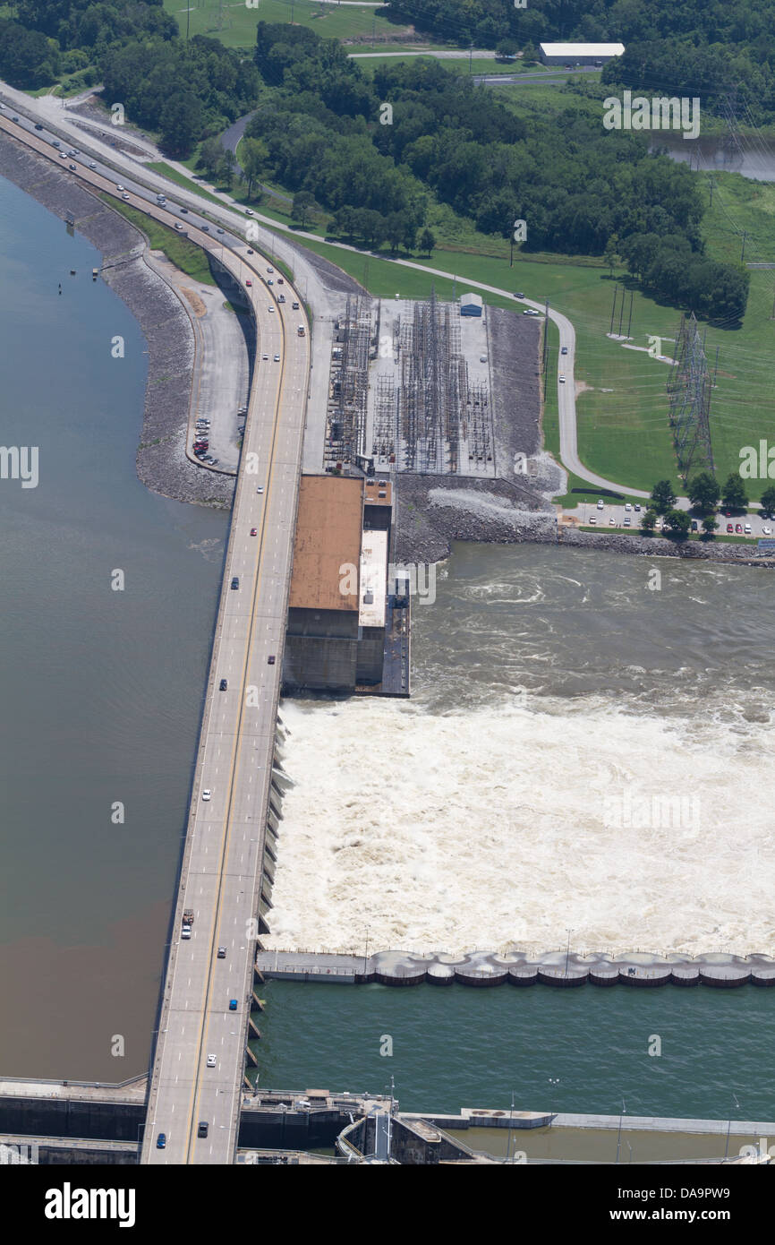 Aerial view of the Chickamauga dam, looking southeast. The Tennessee ...