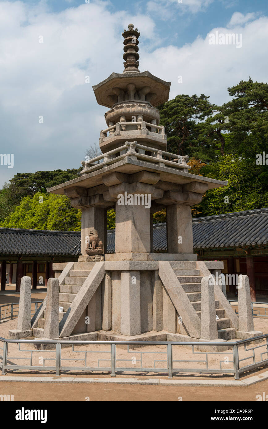 National museum of korea pagoda hi-res stock photography and images - Alamy