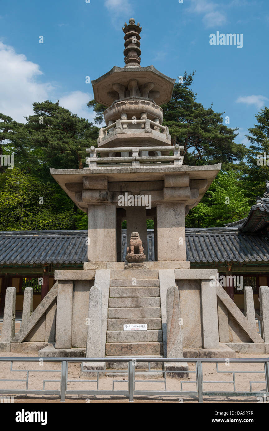 Stone Pagoda Dabotap at Bulguksa, Gyeongju, South Korea Stock Photo - Alamy