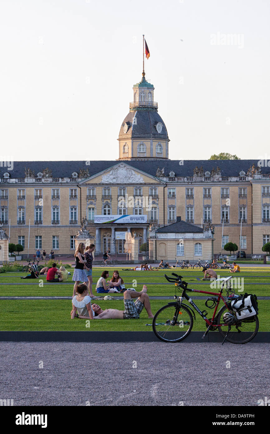 Karlsruhe sightseeing hi-res stock photography and images - Alamy