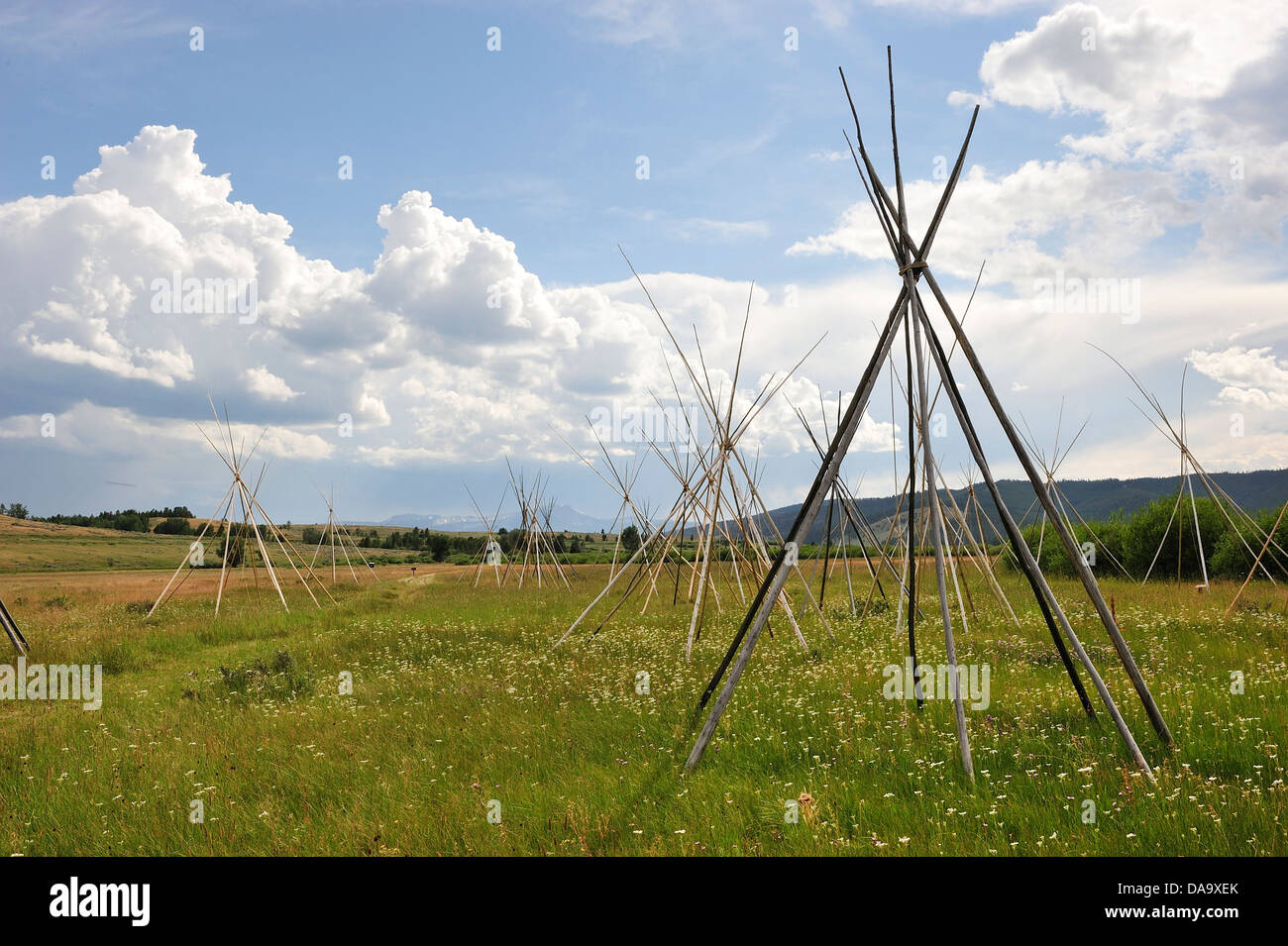 Indian poles hi-res stock photography and images - Alamy