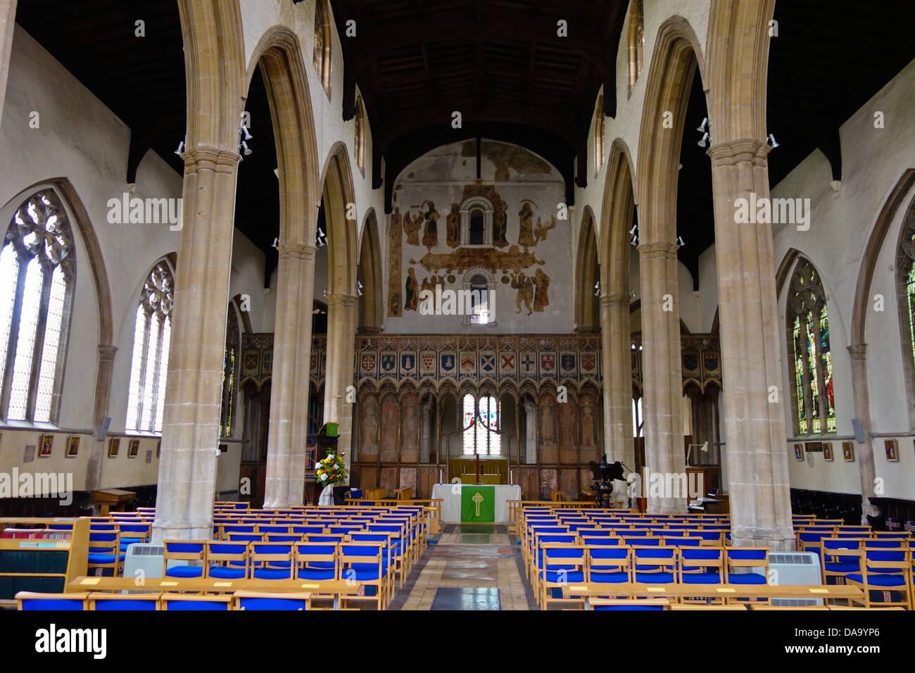 Empty church hi-res stock photography and images - Alamy