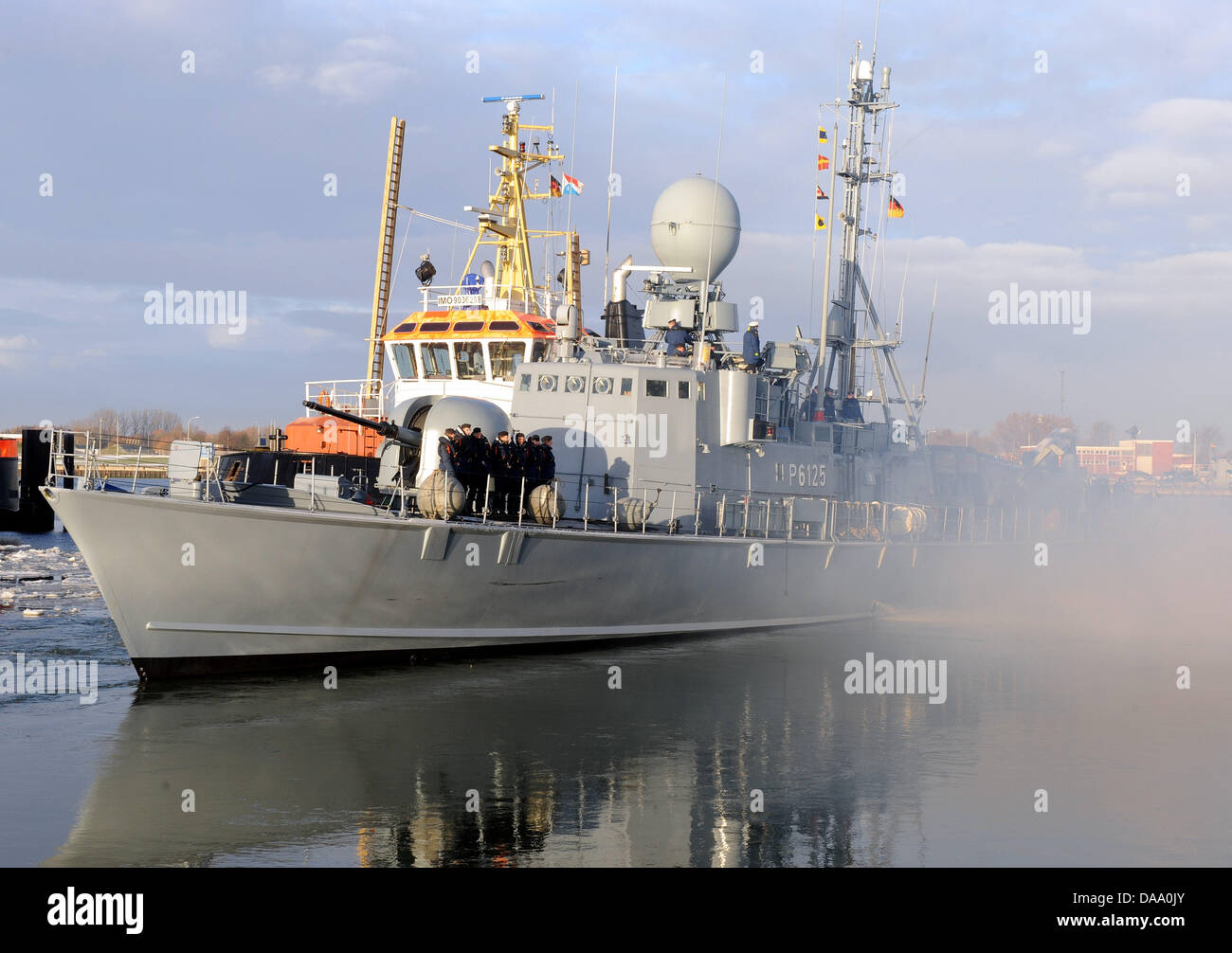 The speedboat 'Zobel' of the German Navy leaves the naval base in ...