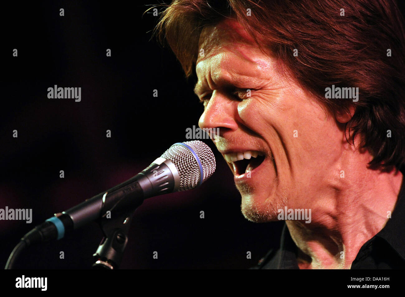 US actor Kevin Bacon performs on stage in Berlin, Germany, 3 January ...