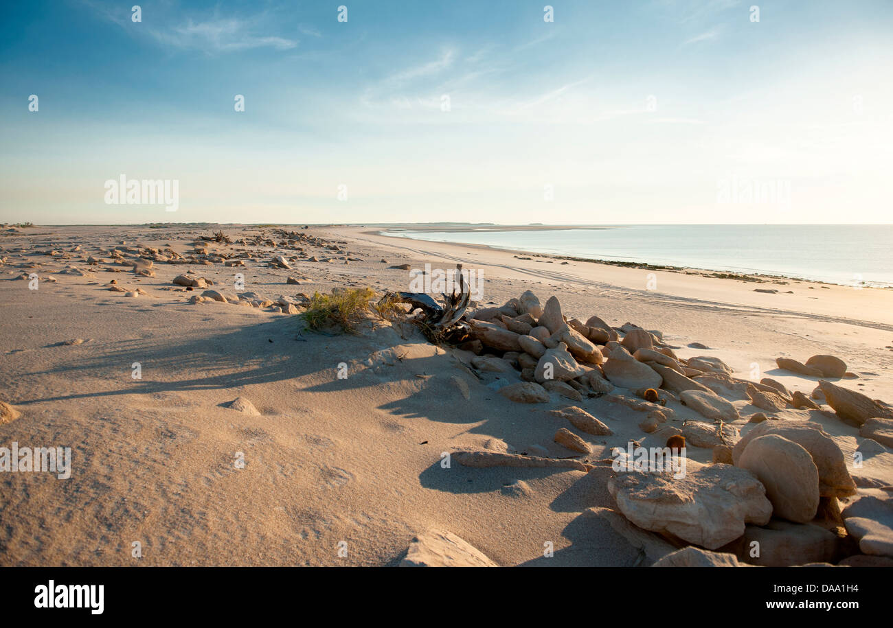 Afternoon light on the sandy shores of Cape Leveque near One Arm Point ...