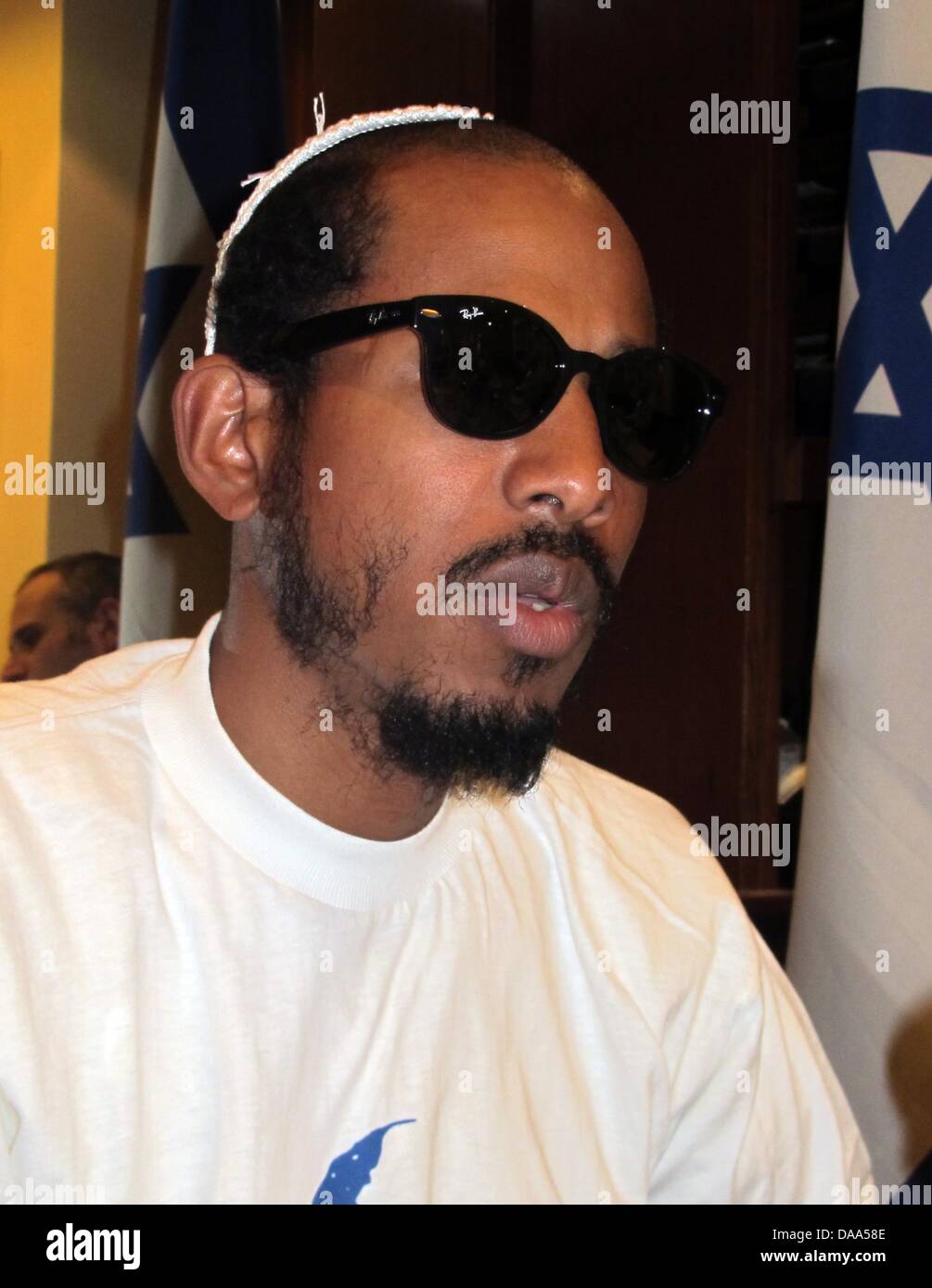 Jerusalem People Music Stock Photos & Jerusalem People Music Stock ...