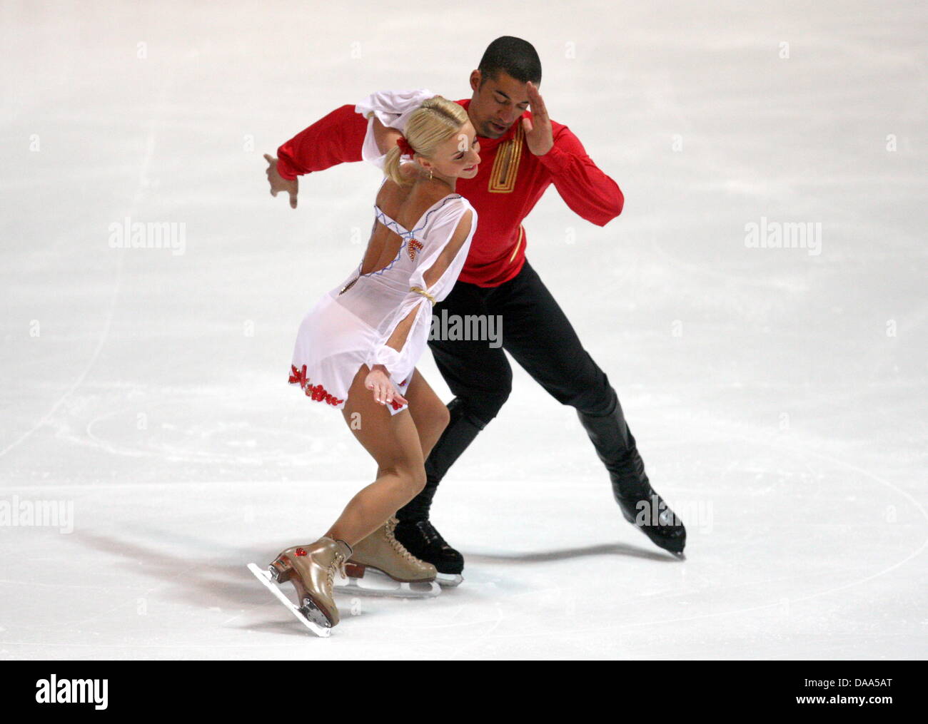 German athletes Aliona Savchenko and Robin Szolkowy present their ...