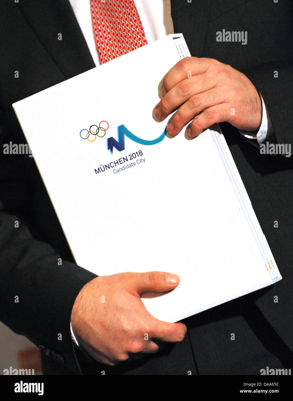 10 bids hi-res stock photography and images - Alamy