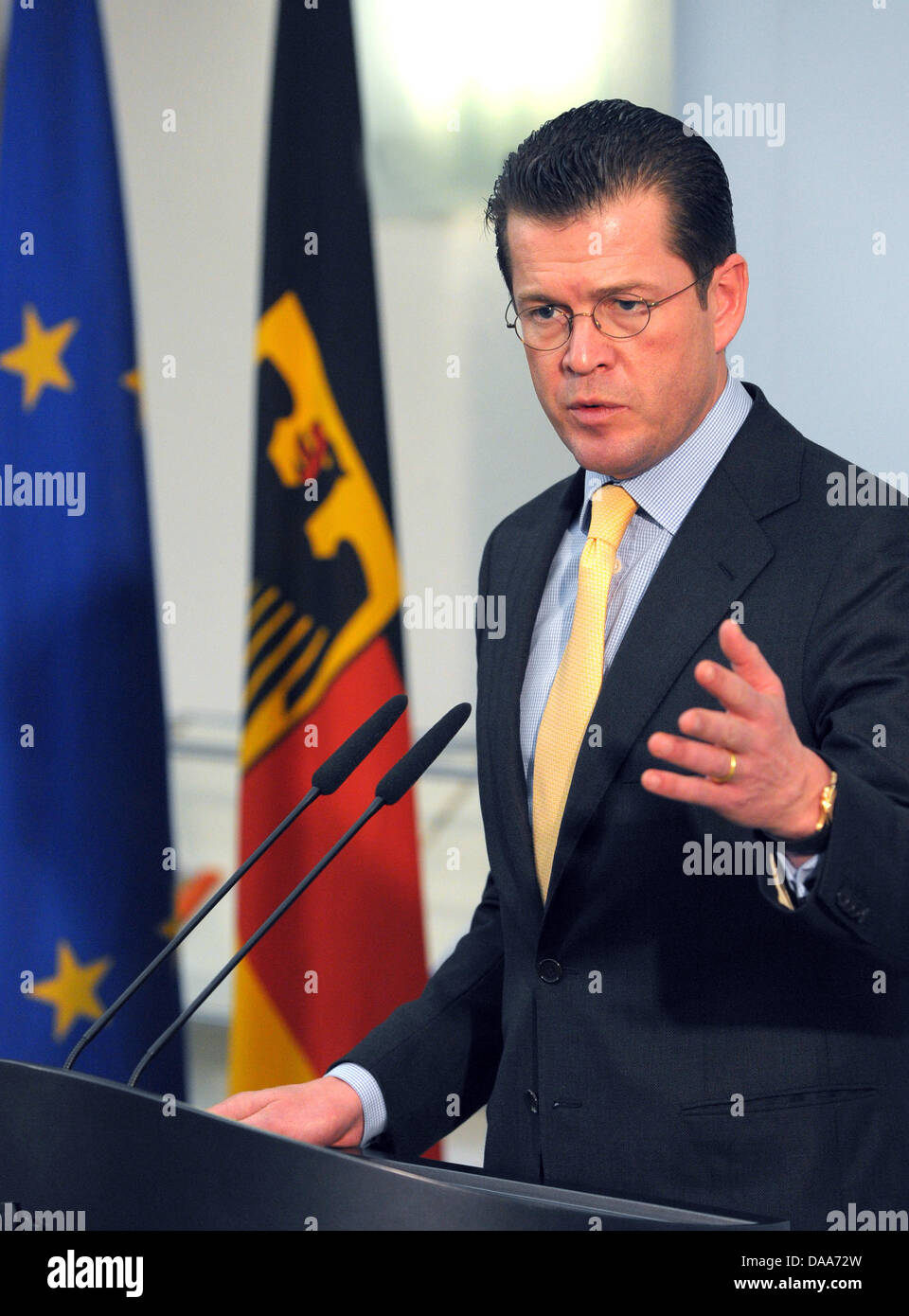 German Minister of Defence karl-Theodor zu Guttenberg delivers a ...