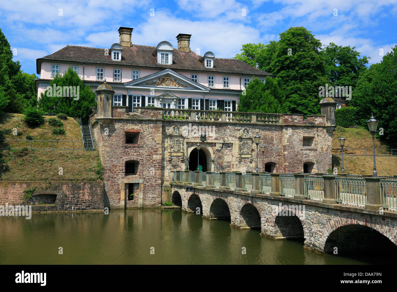 Schloss und Festung Pyrmont in Bad Pyrmont, Weserbergland ...