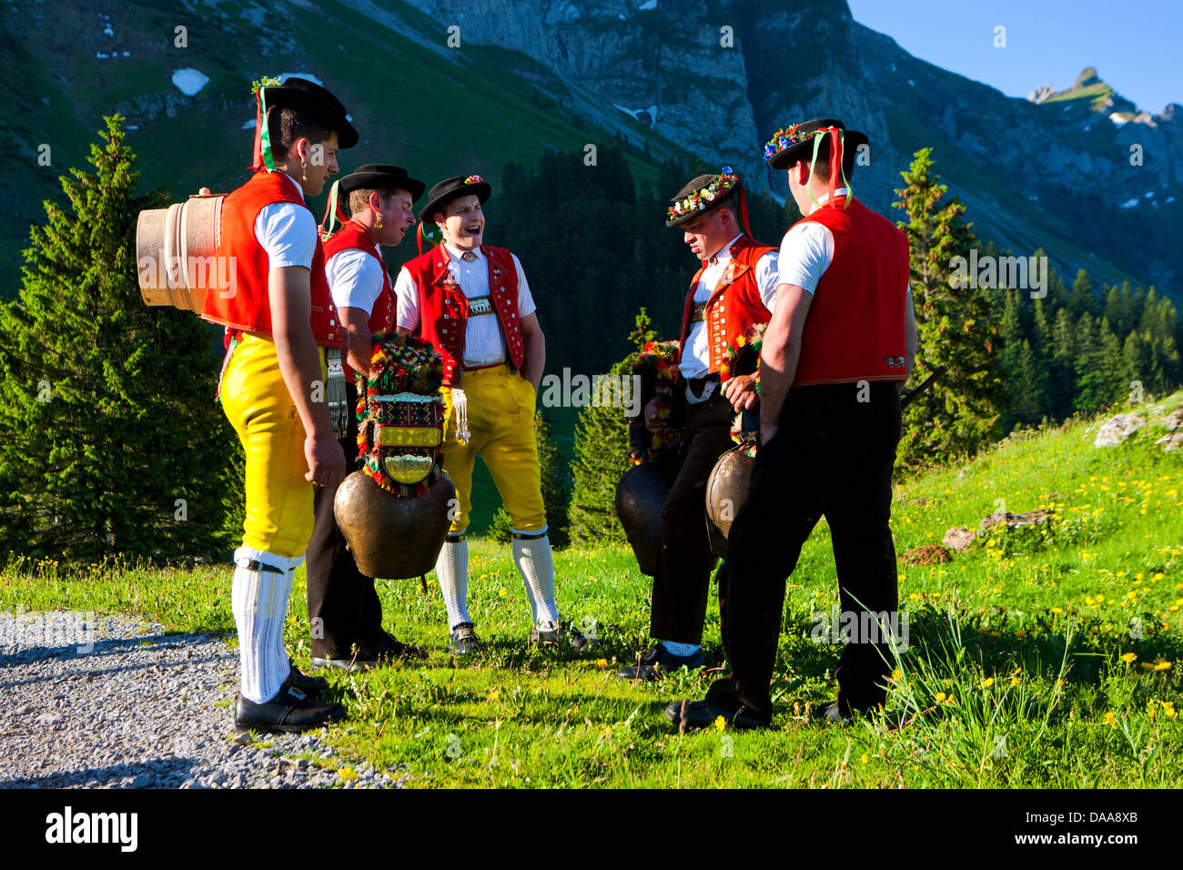 Alpine costume hi-res stock photography and images - Alamy