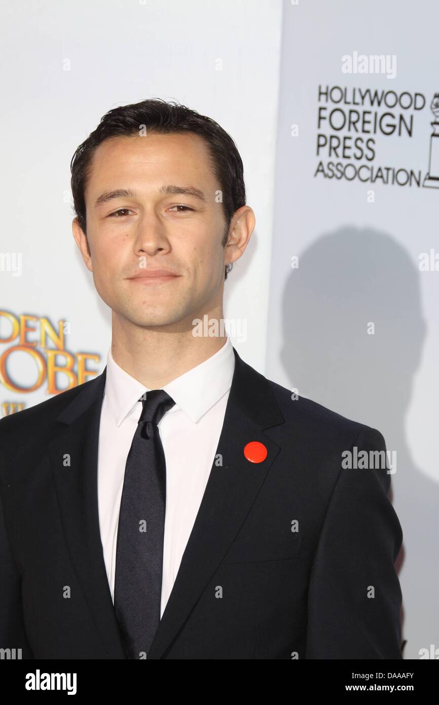 US actor Joseph Gordon-Levitt poses in the Press Room at the 68th ...