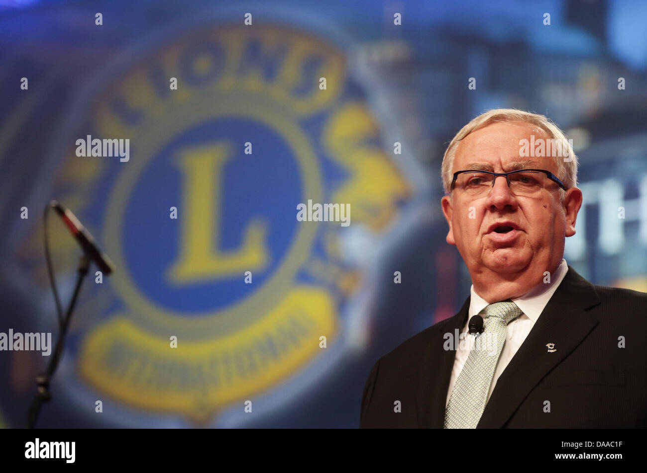 Lions club logo hi-res stock photography and images - Alamy